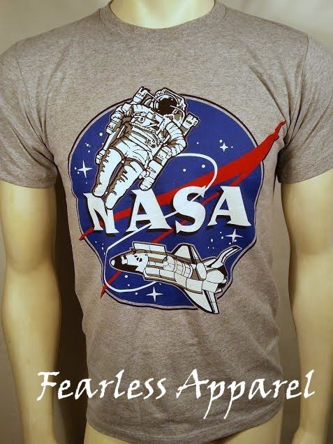NASA SPACE WALK PATRIOTIC USA SPACEMAN SHUTTLE OUTERSPACE T SHIRT S M L ...