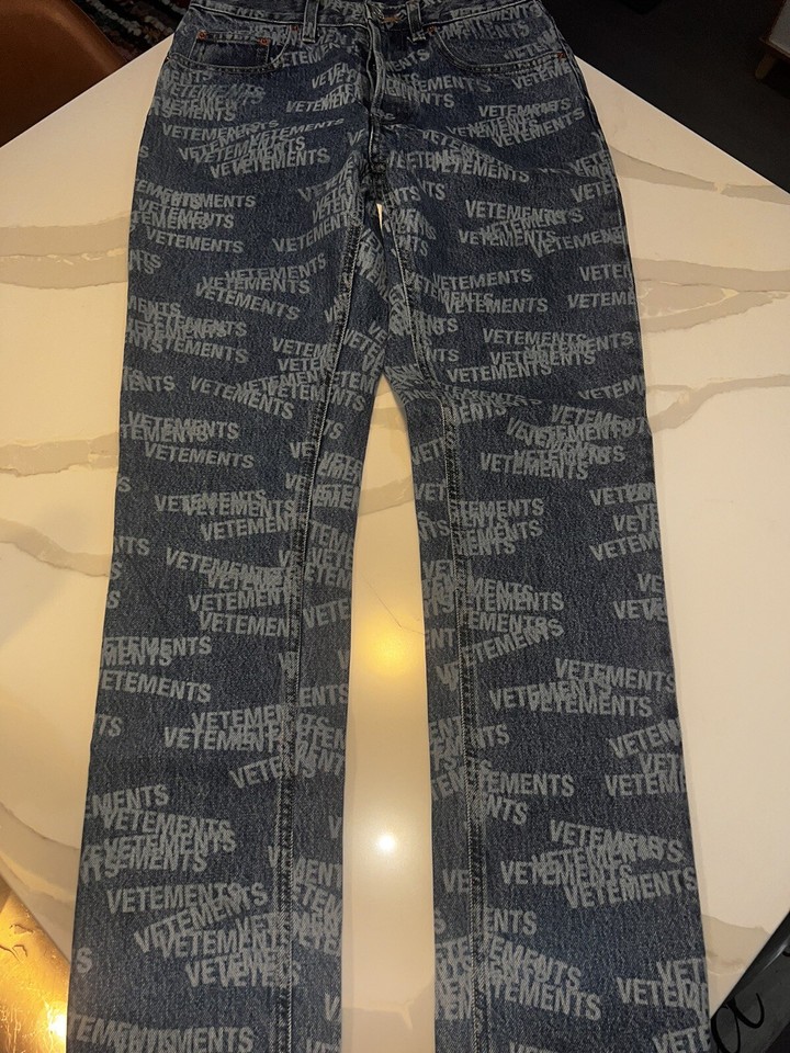 VETEMENTS LOGO JEANS WOMEN SIZE SMALL RARE FIND!! | eBay