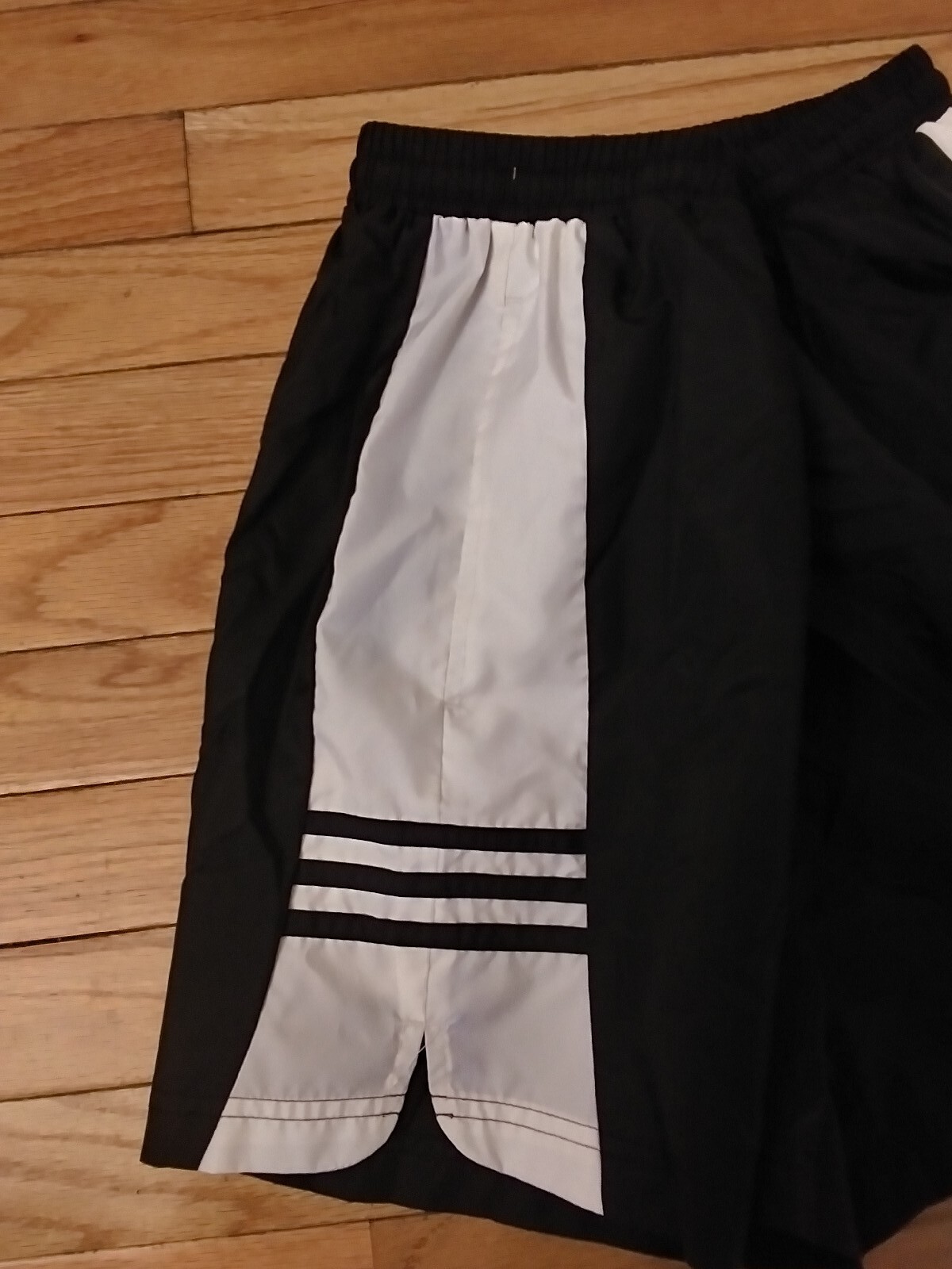 Adidas Vintage 2000 Men's Black White Nylon Soccer Sh… - Gem