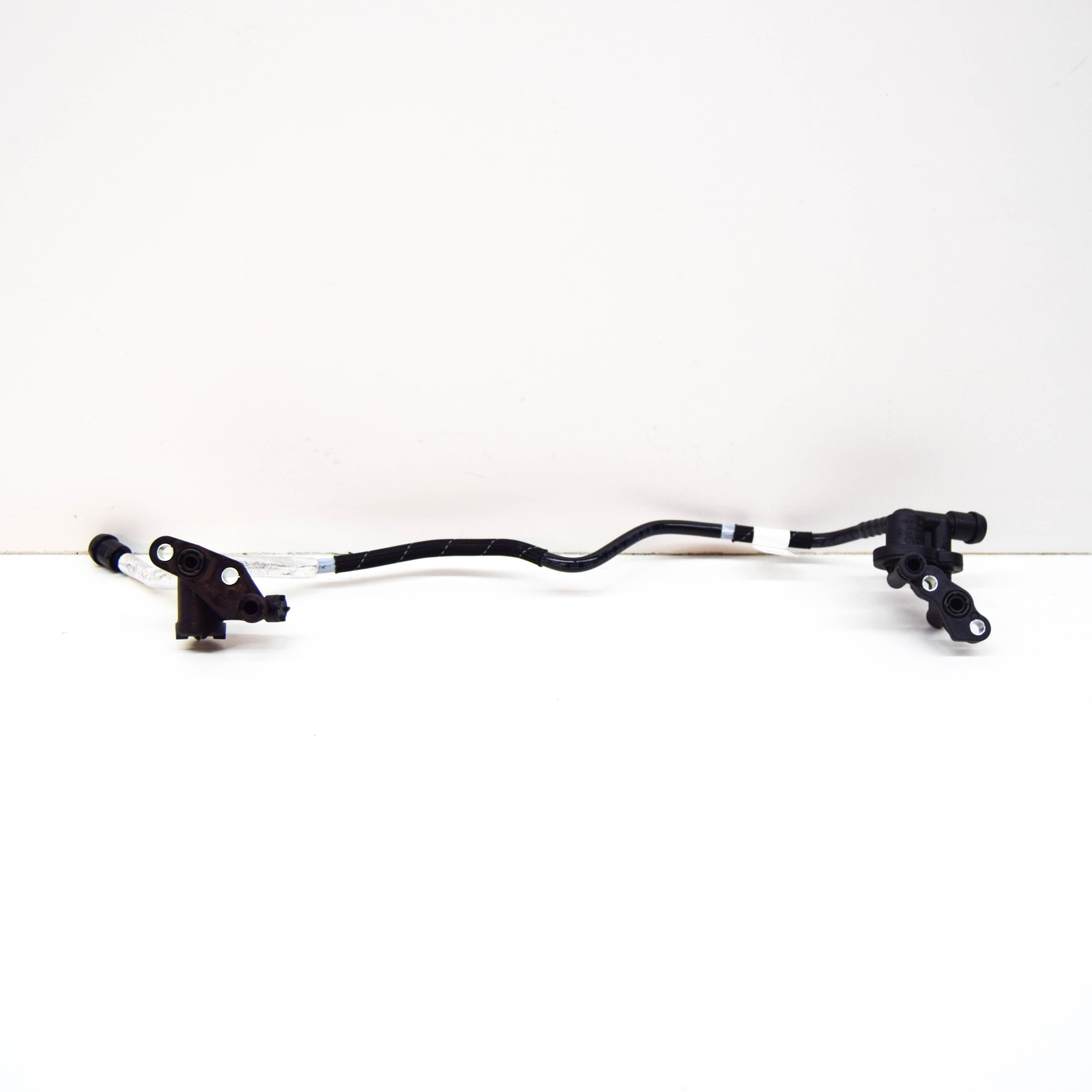 AUDI Q7 4M Coolant Pipe Hose Center 059121086BG NEW GENUINE | eBay.de