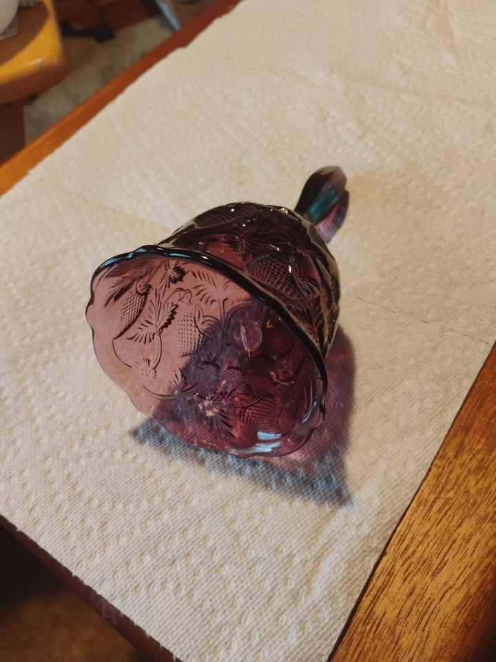 Fenton ~ Inverted Strawberry Pattern ~ Amethyst ~ Purple ~ Plum Bell | eBay