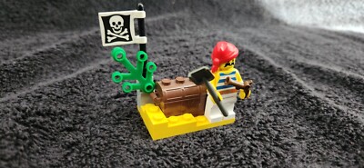 Lego 6235 Buried Treasure , Monkey Pirates I Set Vintage W ...