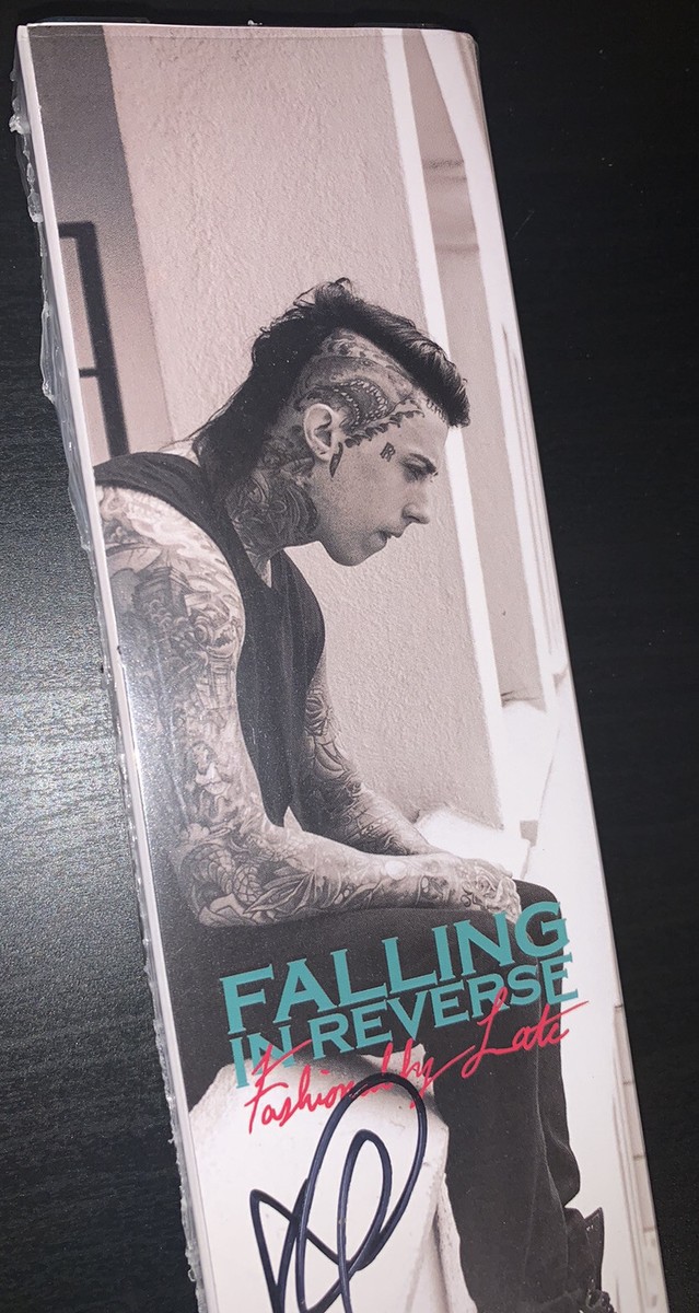 Falling In Reverse Fashionably Late Wallpaper