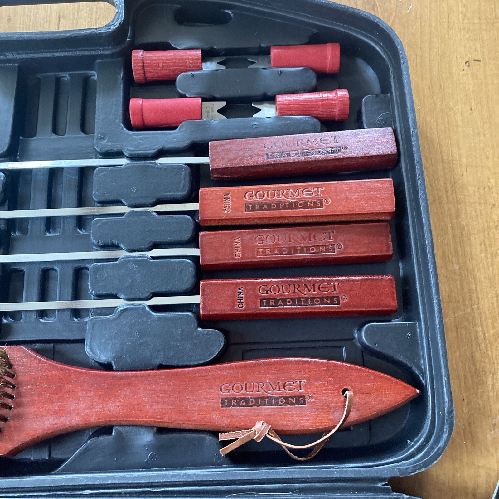 NEW Gourmet Traditions 18 PC Barbecue Utensil Set w/Carry Storage Case ...