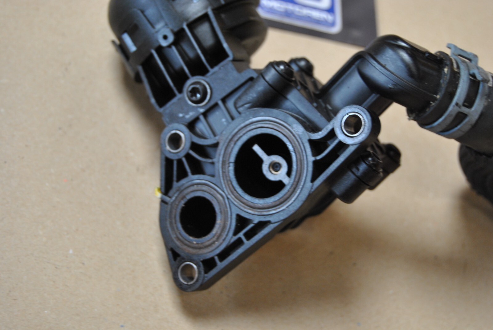 original VW Audi 3,0TDI V6 CRT Steuerventil Kühlmittel 059121737AR ...