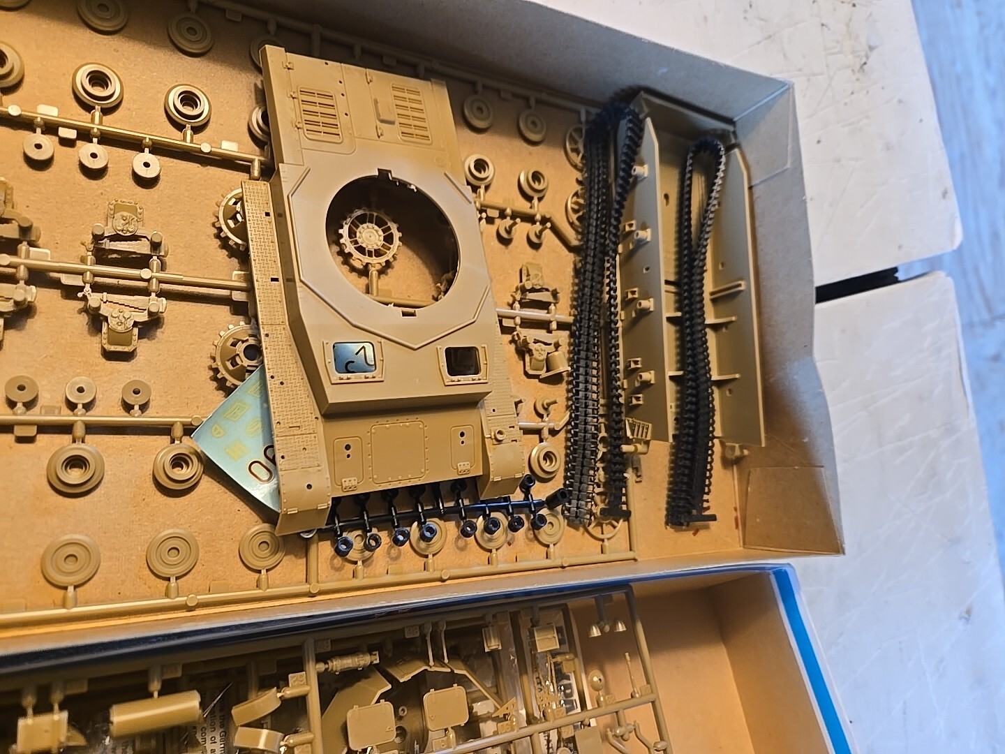 Tamiya Model Kit 35085 Flakpanzer IV Wirbelwind Tank for sale online | eBay