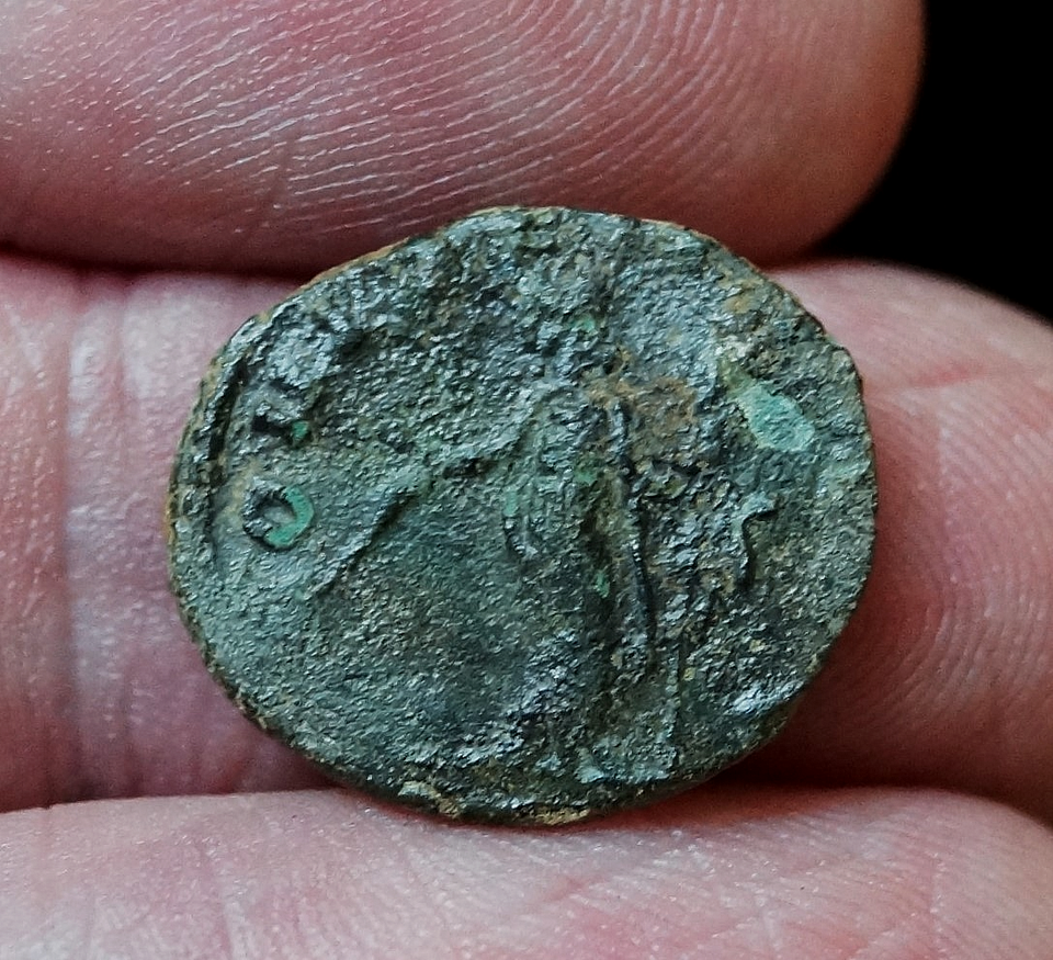 DIVO CLAUDIO, RARE REVERSE-PROV-ZETA SYMBOL, 270 AD, 19mm Ancient Roman ...