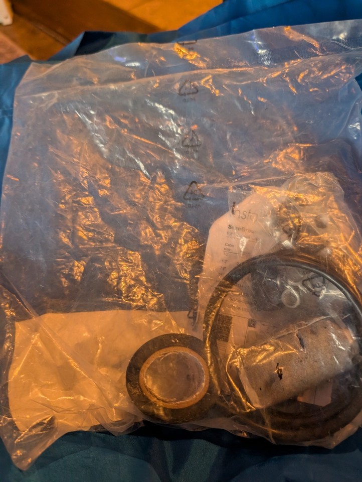 Andrew Commscope Sure Ground Grounding Kit SG12-12B2U 1/2 Inch Coax | eBay