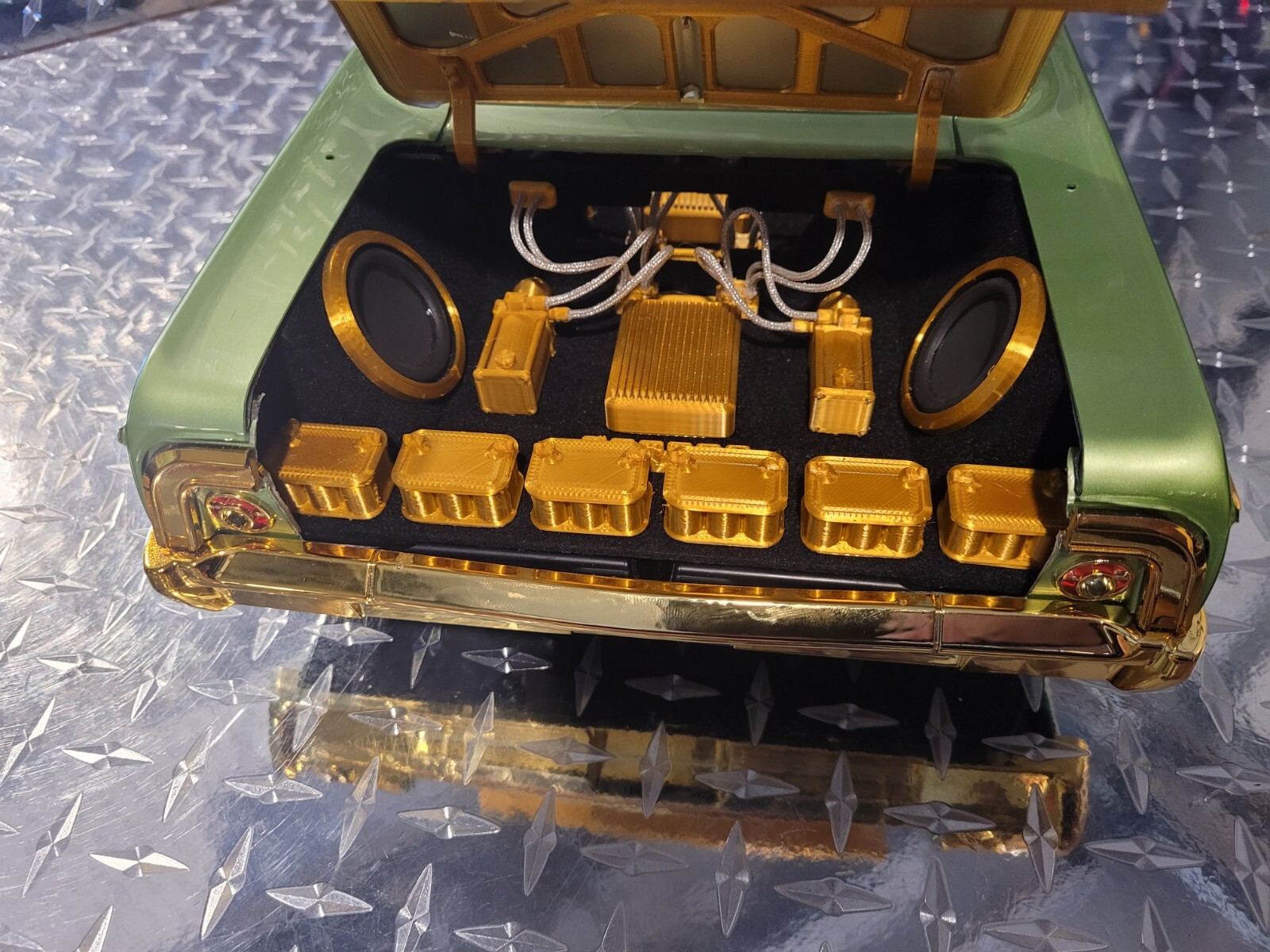 Sac City Beats RC Scale Bluetooth Speaker Trunk Kit For Redcat ...