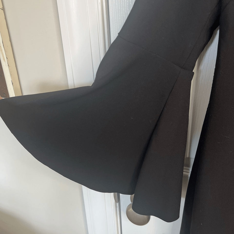 Elizabeth and James Philippa Black Scoop Neck Bell-Sleeve Bodycon Dress ...