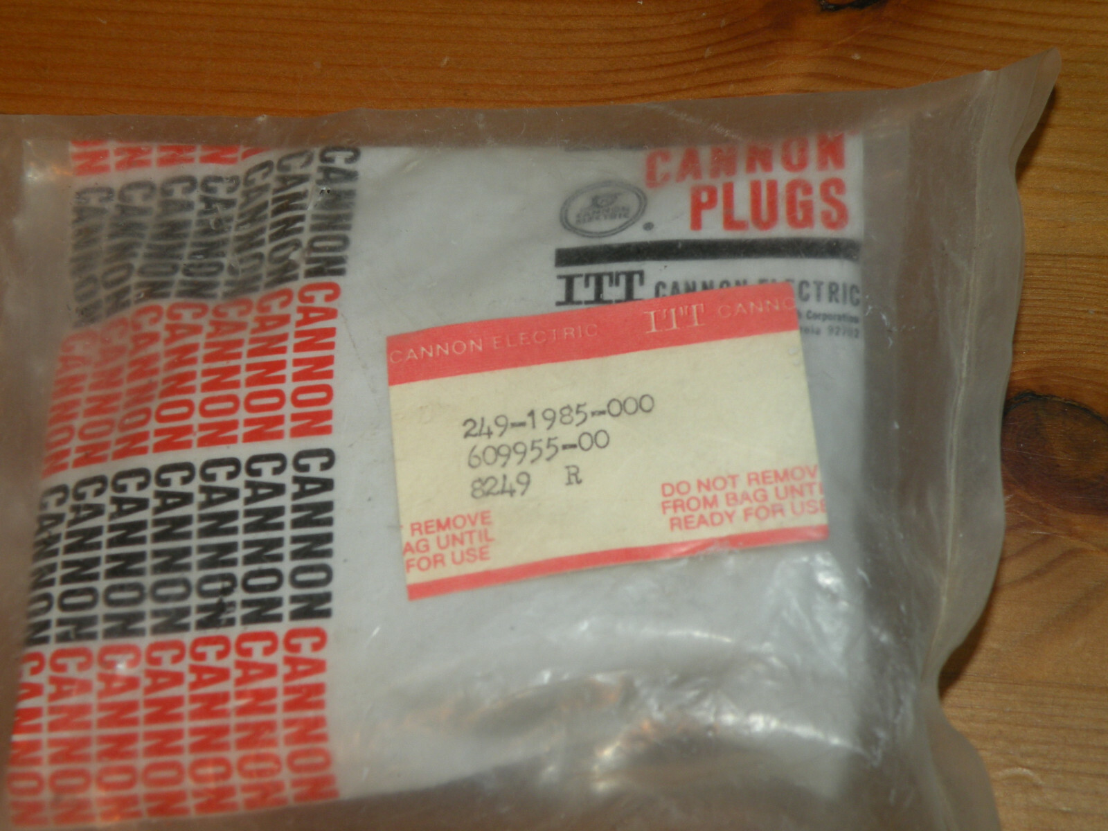 ITT Cannon DL2-J/S Backshell Connector & Clamp For DL Series Plastic ...