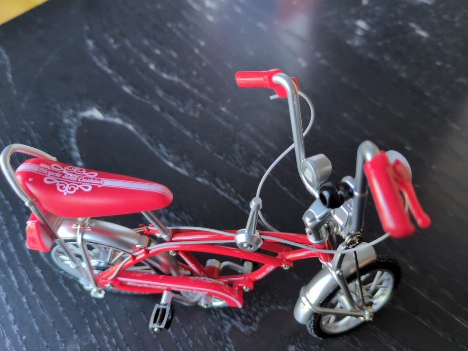 Vintage Schwinn Xonex Apple Krate "Style" Scale Model Bicycle | eBay