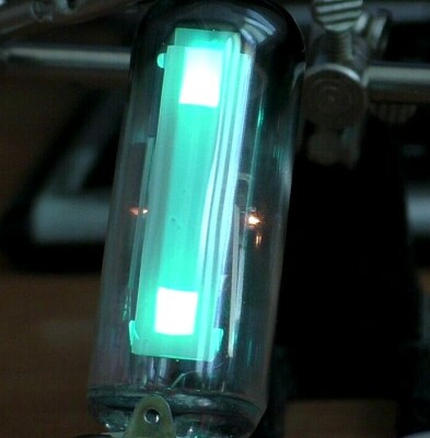 6e3p = EM84 = 6FG6 = 6E2 Magic Eye Tube Soviet Level Indicator L3-3 ...