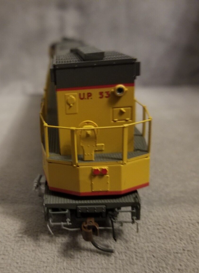 Athearn 88677 HO Scale Union Pacific U50 Diesel Locomotive #53 - Tested ...