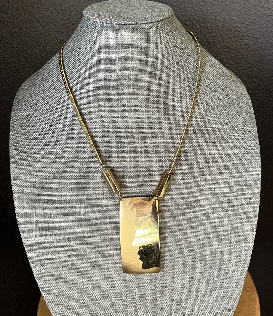 Vintage Face Profile Pendant Necklace 80s Gold Tone F… - Gem