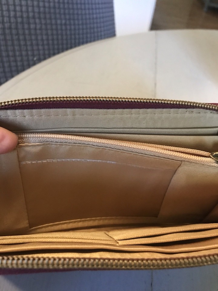 Travelon Safe ID RFID Blocking Red Wine Burgundy Zip Clutch Wallet ...