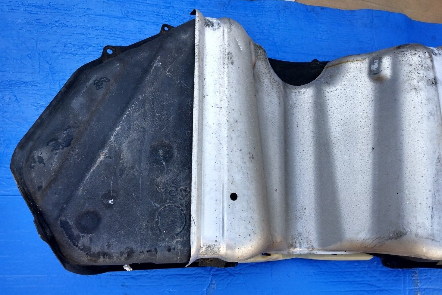 LEXUS LS460 460L OEM FUEL GAS TANK ASSEMBLY 7-20 | eBay