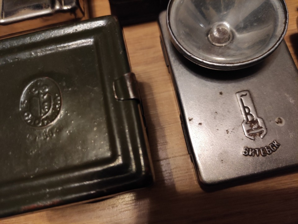 LOT OF 11 VINTAGE POCKET FLASHLIGHT SIGNAL TORCH LIGHT LAMP LANTERN ...