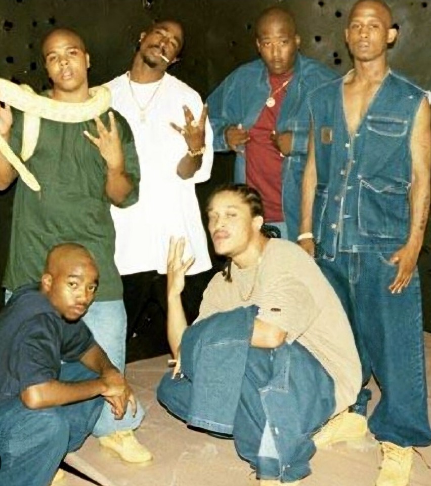 Tupac Shakur 2PAC COMPILATION REEL THE "UNTOUCHABLE" DEATH ROW RECORDS ...