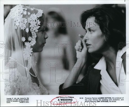 1978 Press Photo Actresses Lauren Hutton, Amy Stryker in "A Wedding ...