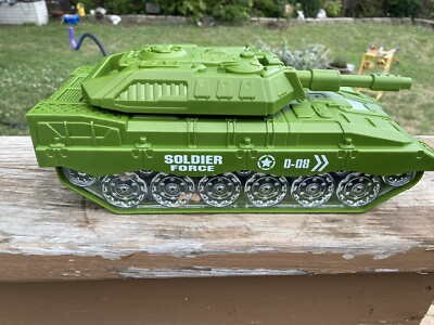 Soldier Force Green Army Vehicle D-08 Carry Case With Army Men/ Soldier ...