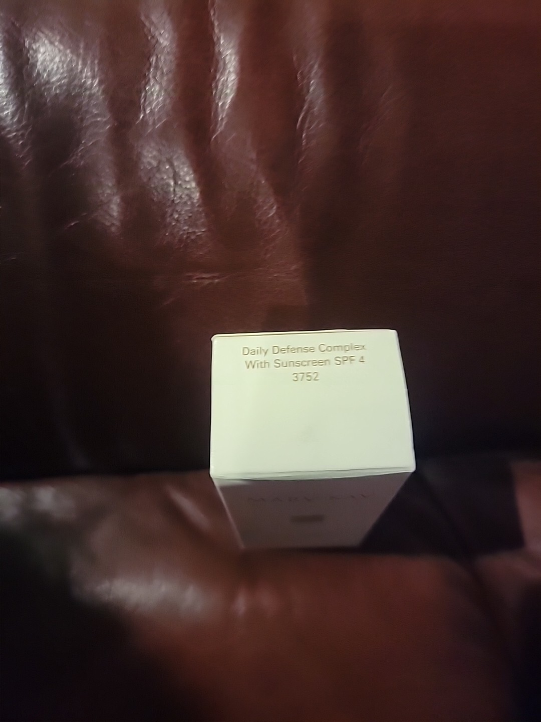 Mary Kay Daily Defense Complex With Sunscreen SPF 4 Number 3752 for ...