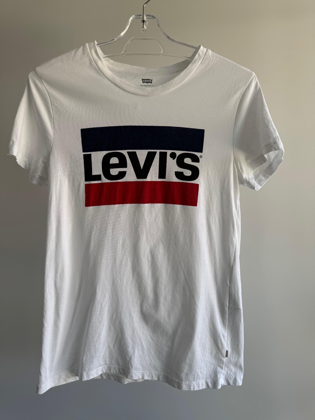 Levi's Womens Cotton T-Shirt with Logo Small | eBay