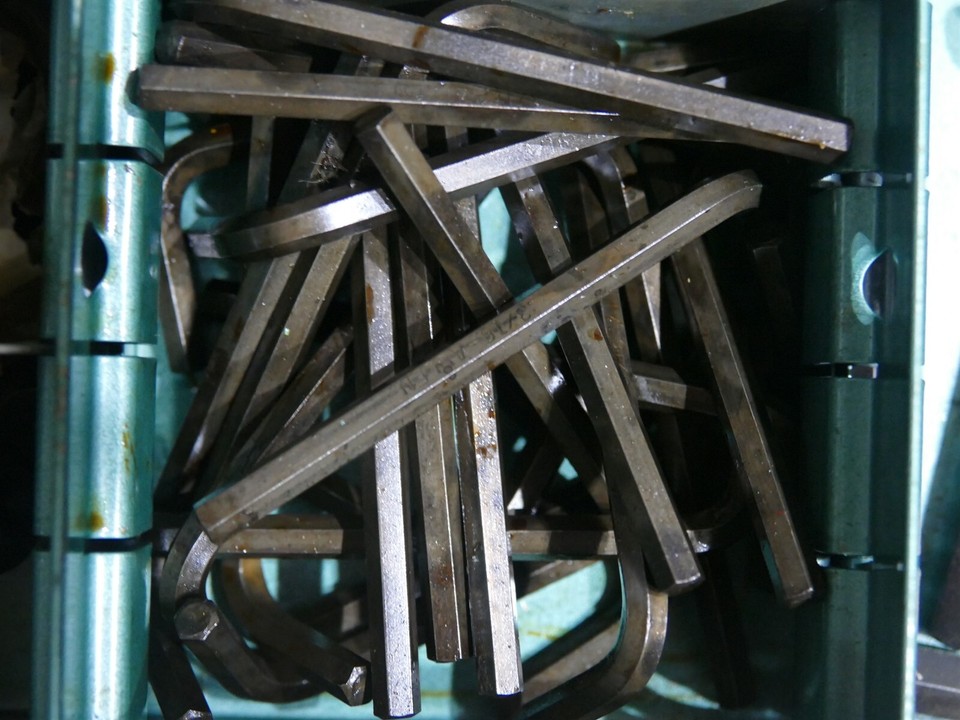Vintage Allen No.602 Hex-Socket Set Screws and Key Assortment Tin ...