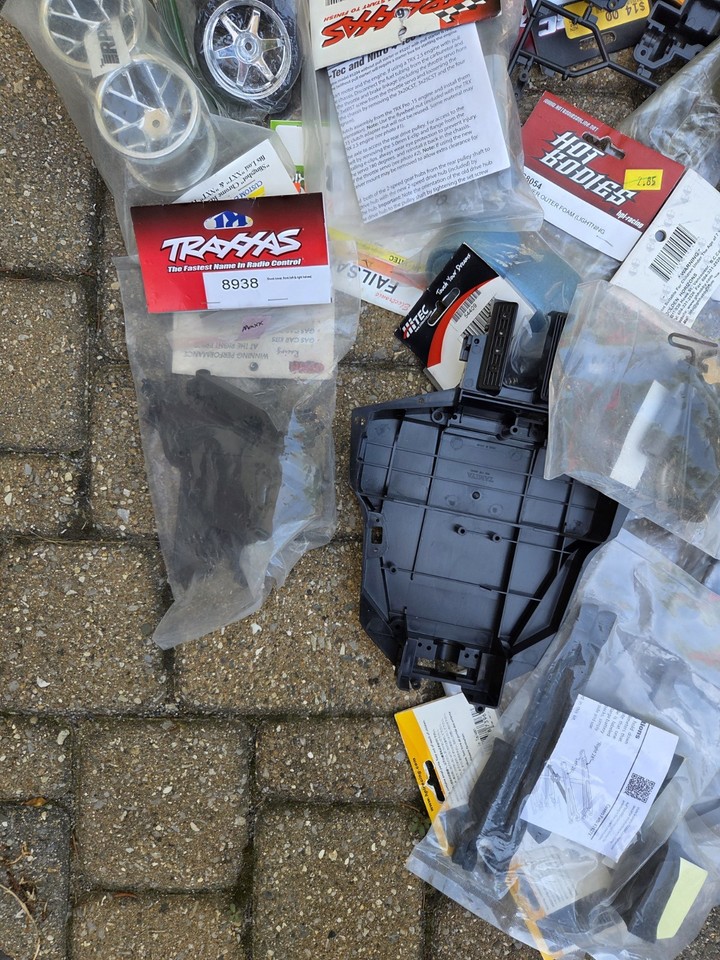 RC Parts Lot ~ Mixed Brand ~ Traxxas HPI Duratrax XTM Novak ~ AS/IS | eBay
