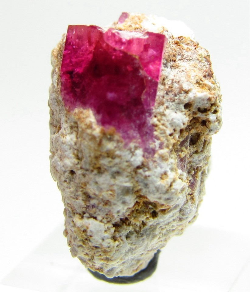 SPLENDID AESTHETIC RED BERYL BIXBITE CRYSTAL ON MATRIX!!!RUBY VIOLET ...