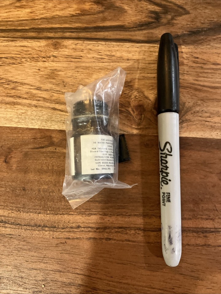 Vietnam War Era SRU31/P Military Pilots Survival Kit Water Purification ...