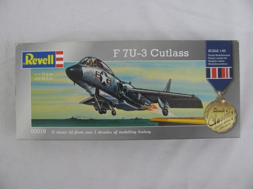 2010 Revell Classics 1/60 Vought F7U-3 Cutlass Model Airplane Kit ...