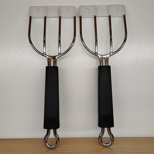 Pampered Chef Meat Lifters Forks , BBQ, Black & Stainless Steel W Caps ...
