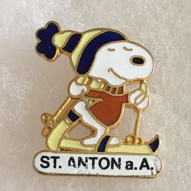 Vtg Peanuts Snoopy Skiing Pin St Anton am Arlberg Lapel Pin Austria ...