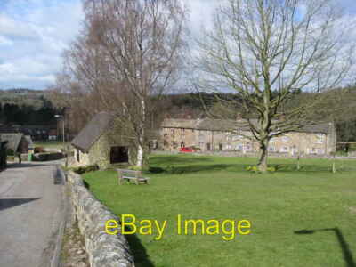Photo 6x4 Lea - Holt Lane view of Jug and Glass Pub Lea/SK3257 c2008 ...