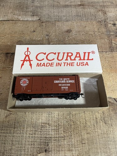 HO Scale Seaboard Coast Line 40’ Steel Boxcar #22449 By Accurail | eBay