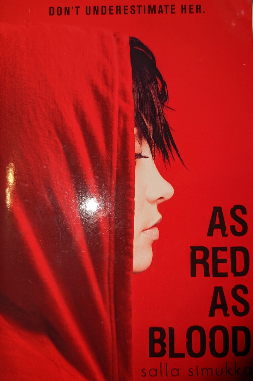 As Red as Blood Paperback Salla Simukka 9781524713447| eBay