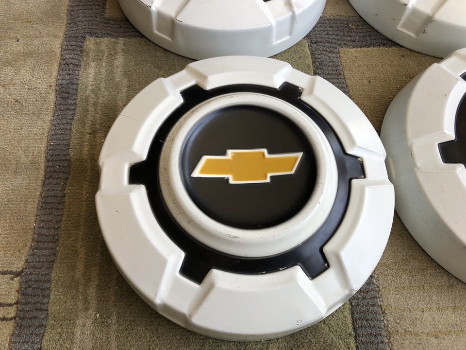 Chevy Dog Dish 10 1/2" HUBCAPS 1969-1975 Set 4 C10 Truck 1/2 Ton 15 ...