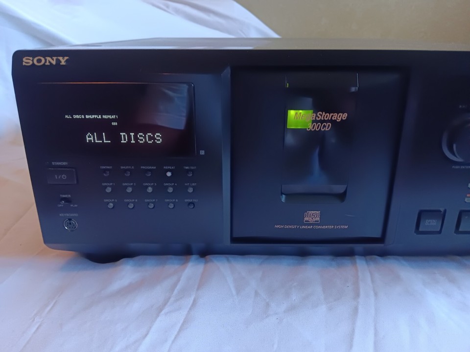 Sony CDP-CX300 Mega Storage 300 CD Player Changer - Great Working ...