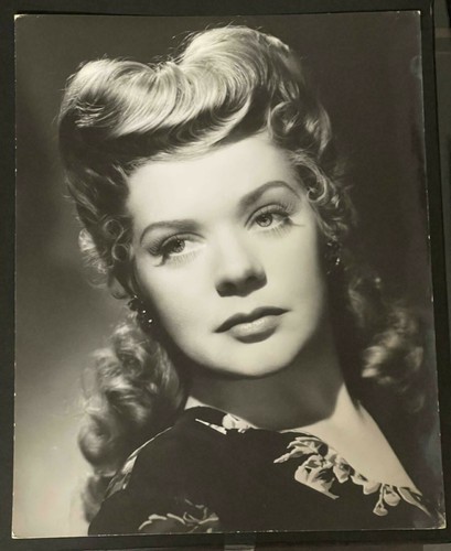 ALICE FAYE ANGELICAL POSE DBW STUNNING PORTRAIT XXL PHOTO BY FRANK ...