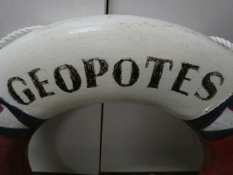 VINTAGE SHIPS BOATS CANVAS LIFE RING PRESERVER BUOY GEOPOTES SLIE ...