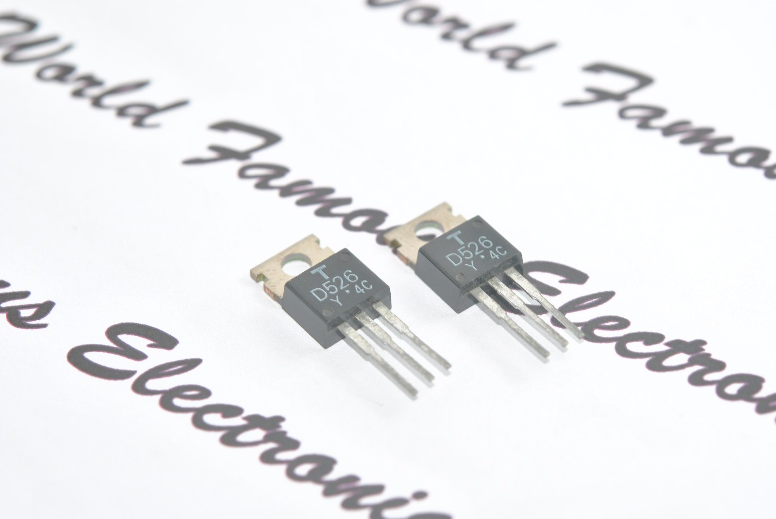 2pcs - TOSHIBA 2SD526 transistor - 'Genuine' | eBay
