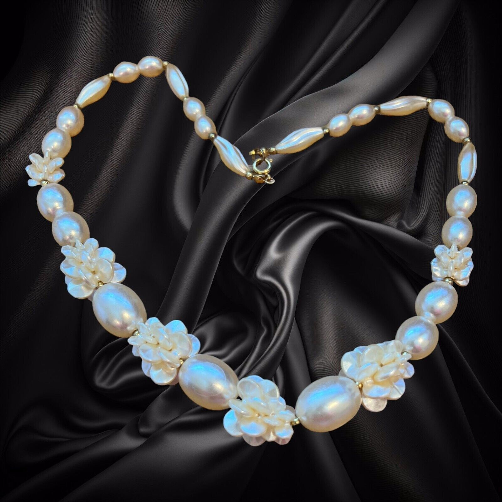 Vintage 19 Inch Necklace Lucite Imitation Baroque Pea… - Gem