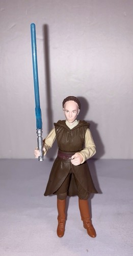 Star War TRU Battle Of Geonosis Jedi Knight Sarrissa Jeng 3.75 Inch ...