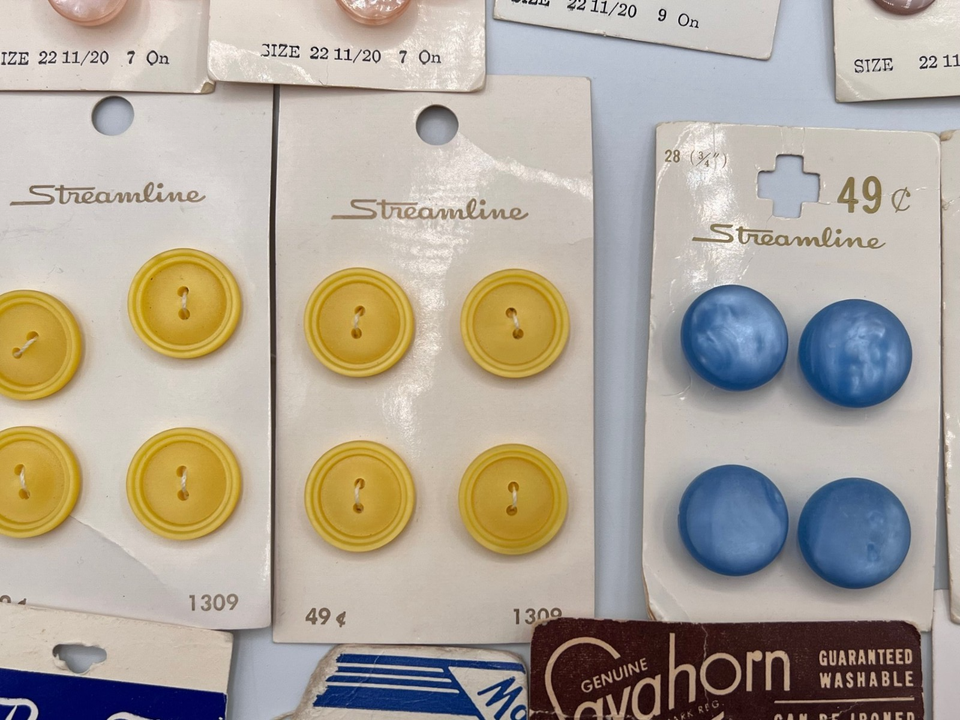 Lot Of 300+ Vintage Sewing Buttons New on Cards. All Unique in Color or ...