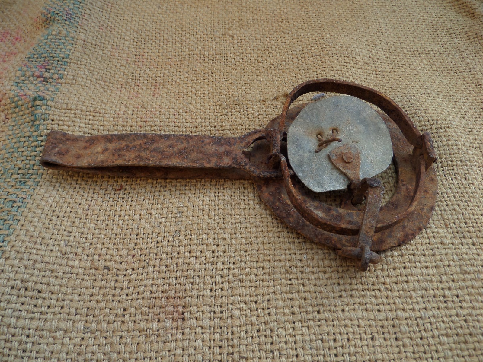 VINTAGE ANTIQUE SMALL WROUGHT IRON MOUSE RAT TRAP BLACKSMITH HAND ...