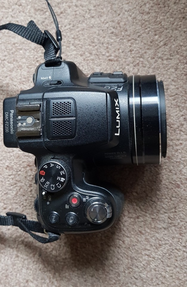 Panasonic Lumix DMC-FZ200 Digital Bridge Camera With Leica Lens F/2.8 ...