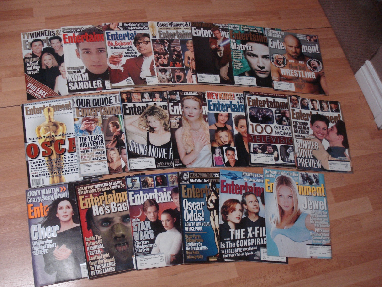 Entertainment Weekly Magazines Lot of 37 1999-2001 | eBay