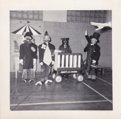 VINTAGE SNAPSHOT: CUTE KIDS IN CLOWN, CIRCUS RINGLEADER, ANIMAL ...