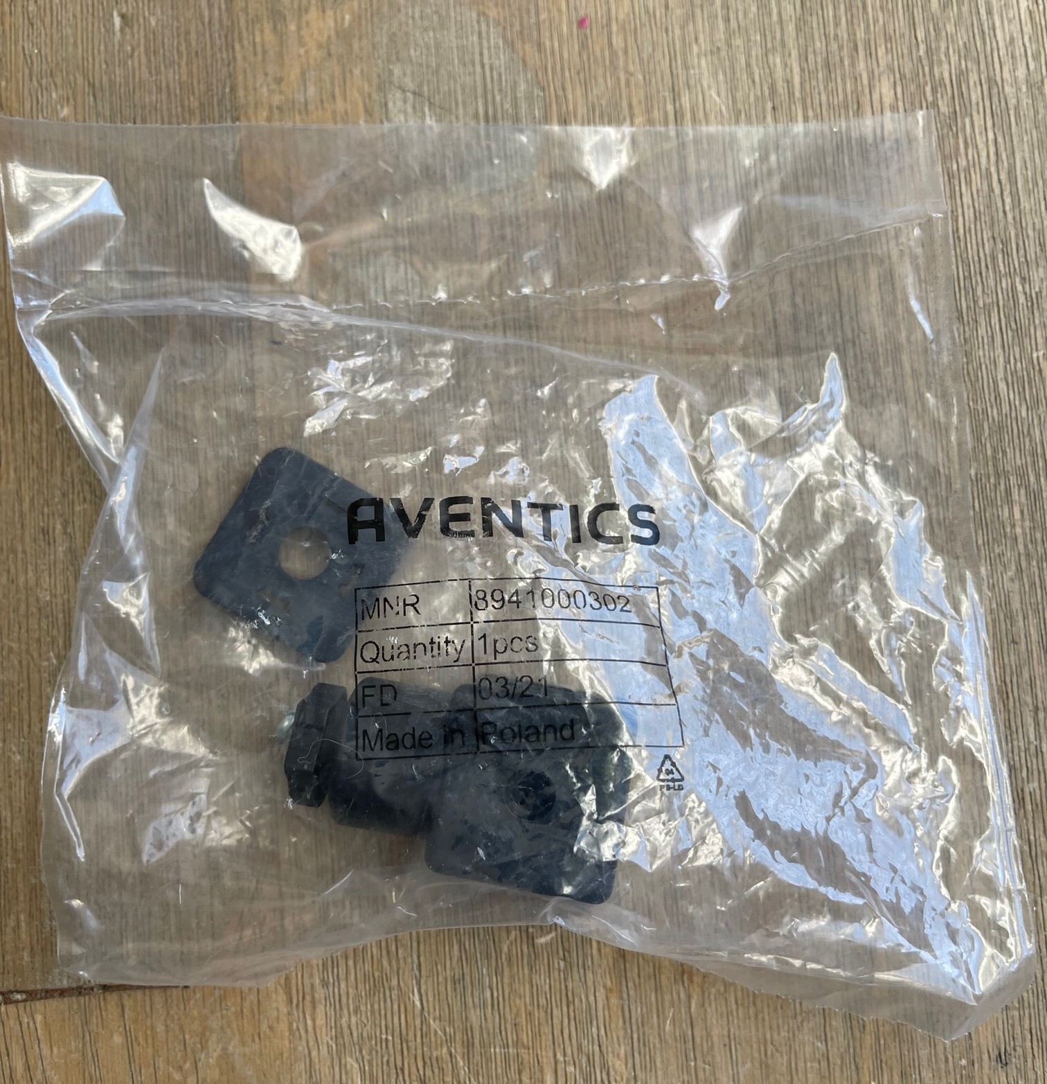 AVENTICS 8941000302 SOLENOID CONNECTOR NEW IN PKG | eBay